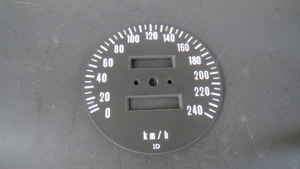 Z-FEVER - SPEEDOMETER PLATE Z1A 1974 (ANGLED CUT IN COUNTER WINDOWS)